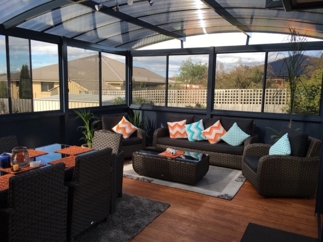 Optimo Awnings | Curved Awnings